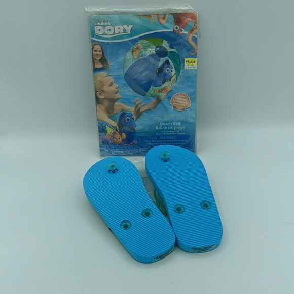 Disney Pixar/BBC International | Shoes | Finding Dory Flip Flops And ...